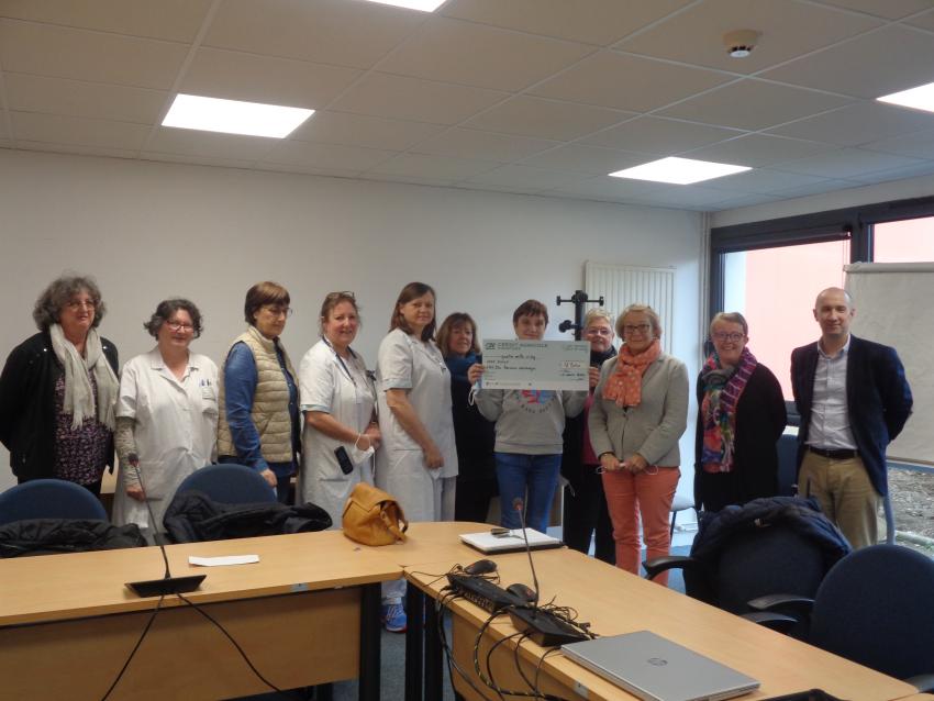 Remise de don au Centre hospitalier de Douarnenez - M'Ys Rose | CH ...